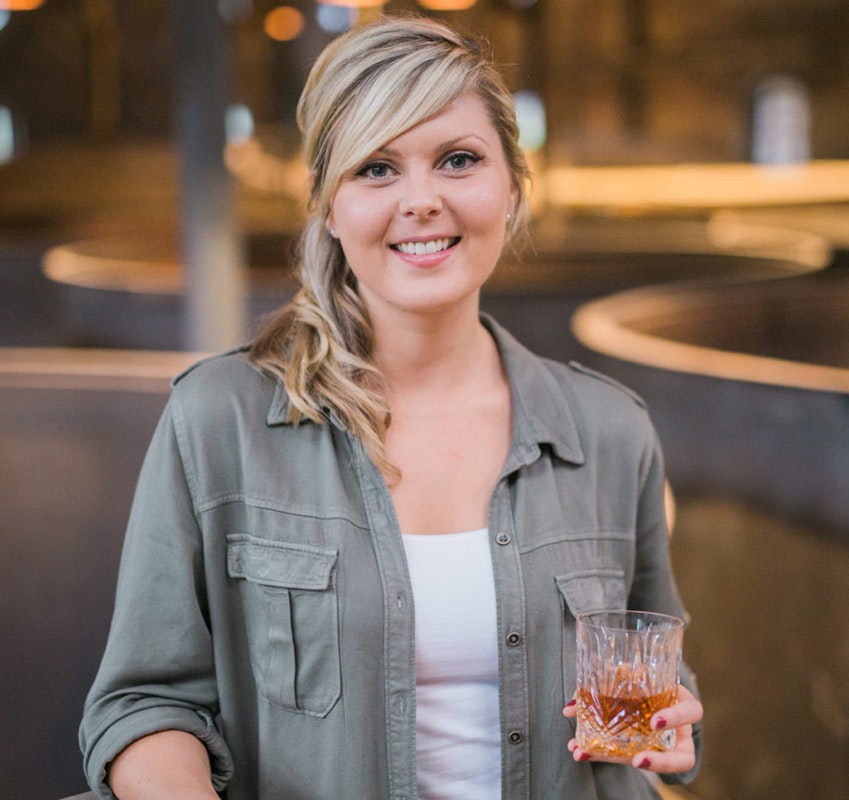Marianne Barnes: Kentucky Bourbon's First Female Master Distiller ...