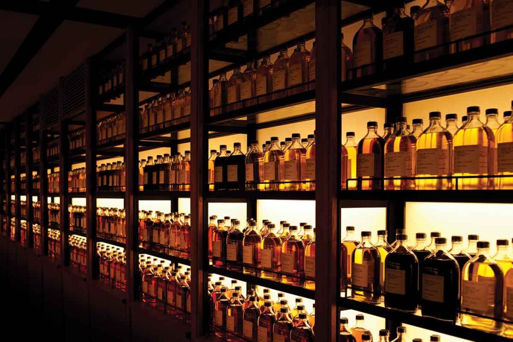 The Differences Between Single Malt and Blended Scotch Whisky | Distiller