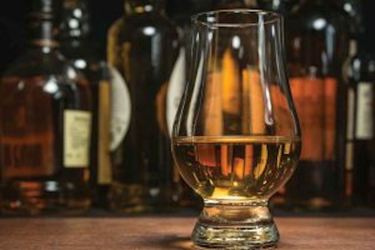 The Color of Whiskey: What Can It Tell Us? | Distiller